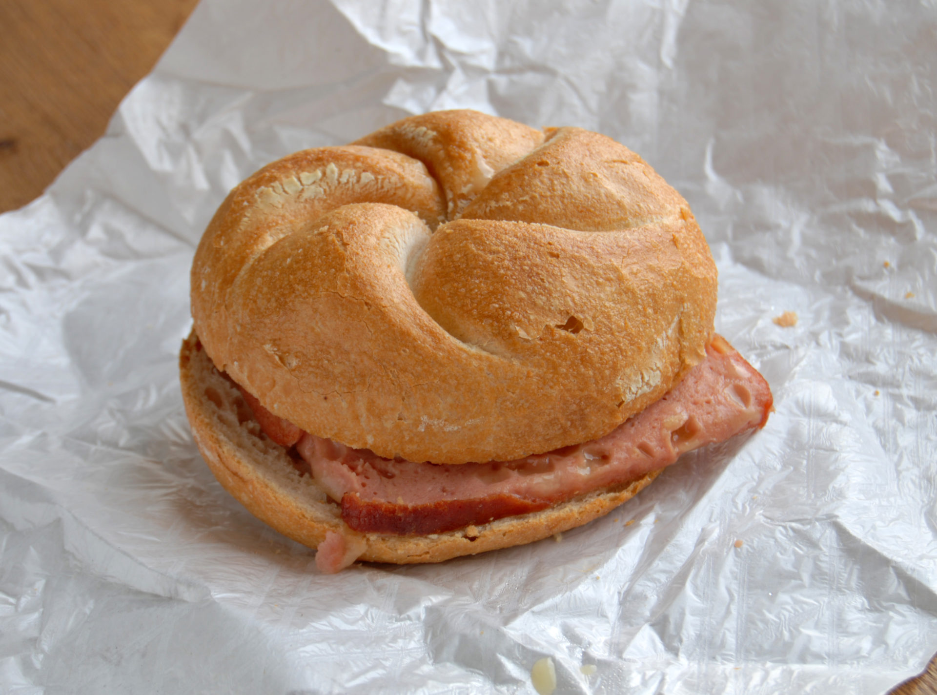 Wie viele Kalorien hat Leberkäse bzw. eine Leberkässemmel? - Die ...